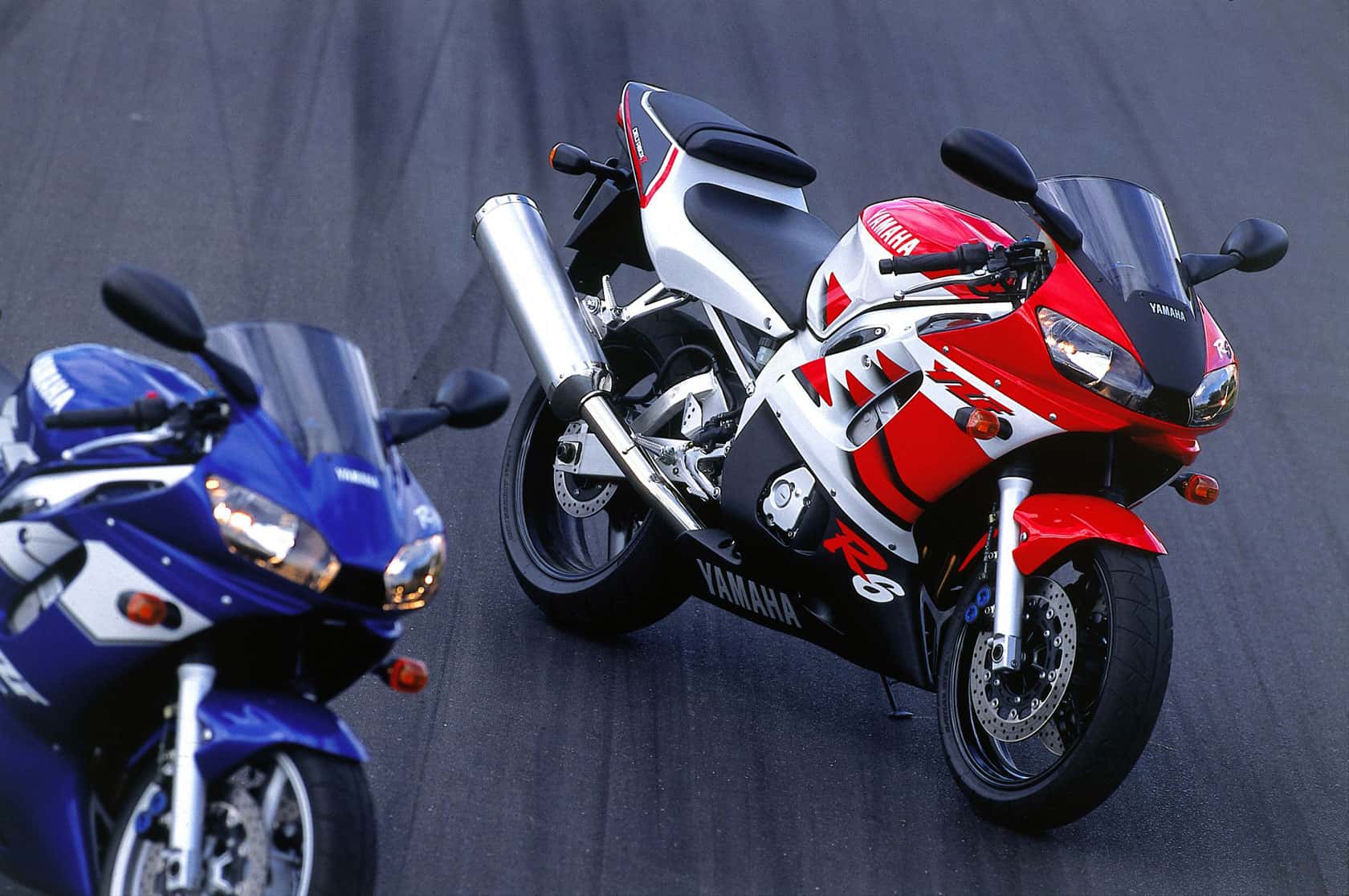 Page 1 Yamaha R6 YZF R6 Series Model History Timelines Page 1 Yamaha R6 YZF R6 Series Model History Timelines