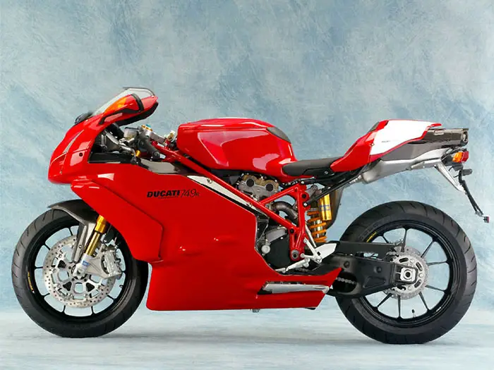 2004 Ducati Superbike 749R Review