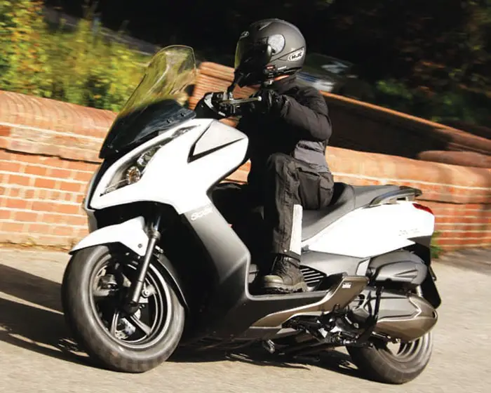 2012 Kymco Downtown 300i Review