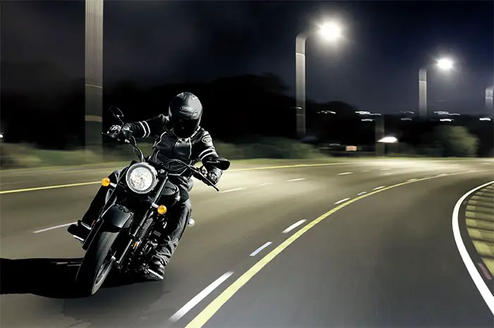 2014 Suzuki Boulevard C50 BOSS Review