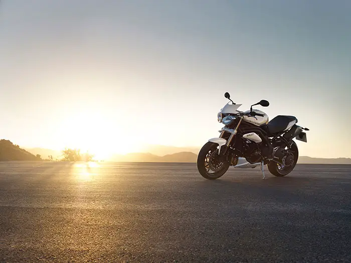 2015 Triumph Speed Triple ABS Review