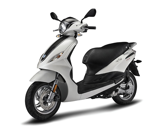 2016 Piaggio Fly 150 3V Review