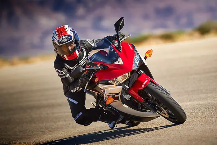 2016 Yamaha YZF-R3 Review