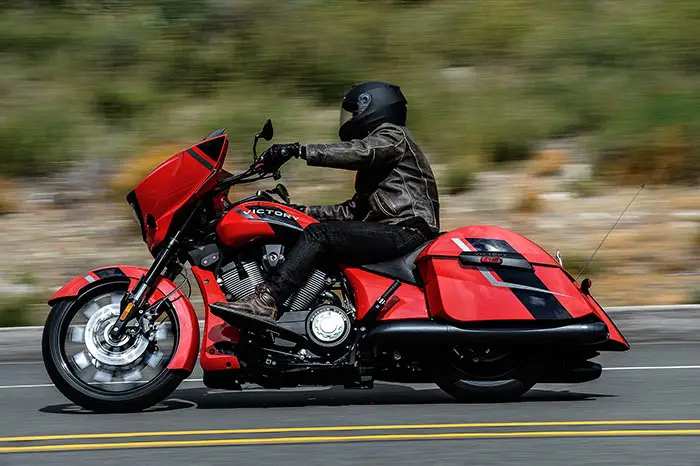 2017 Victory Magnum Review