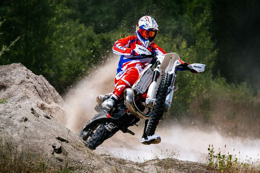 2018 Beta 300RR 2-Stroke Review | Total Motorcycle