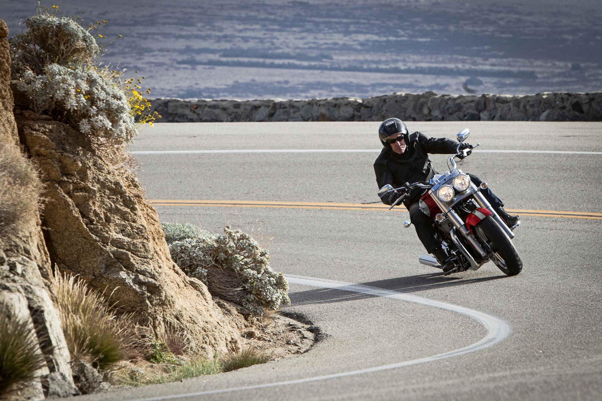 2018 Triumph Thunderbird Commander Review | Total Motorcycle