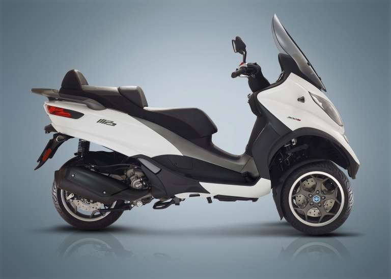 2018 Piaggio MP3 300 Sport LT Review | Total Motorcycle