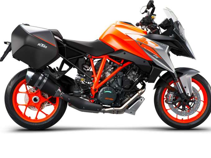 2018 KTM 390 Duke Review • Total Motorcycle