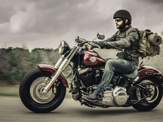 New GSX-R1000R Superbike for Moto3 World Championship • Total Motorcycle