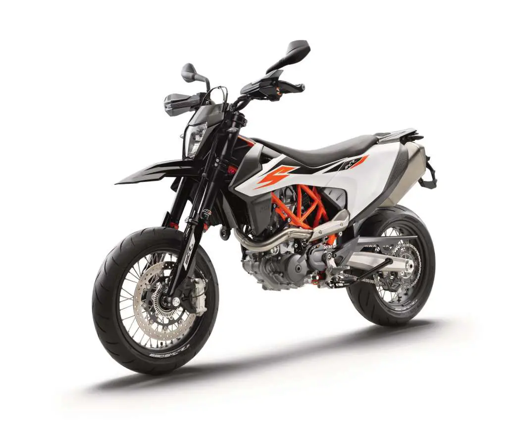 2019 KTM 690 SMC R Guide • Total Motorcycle 2019 KTM 690 SMC R Guide • Total Motorcycle