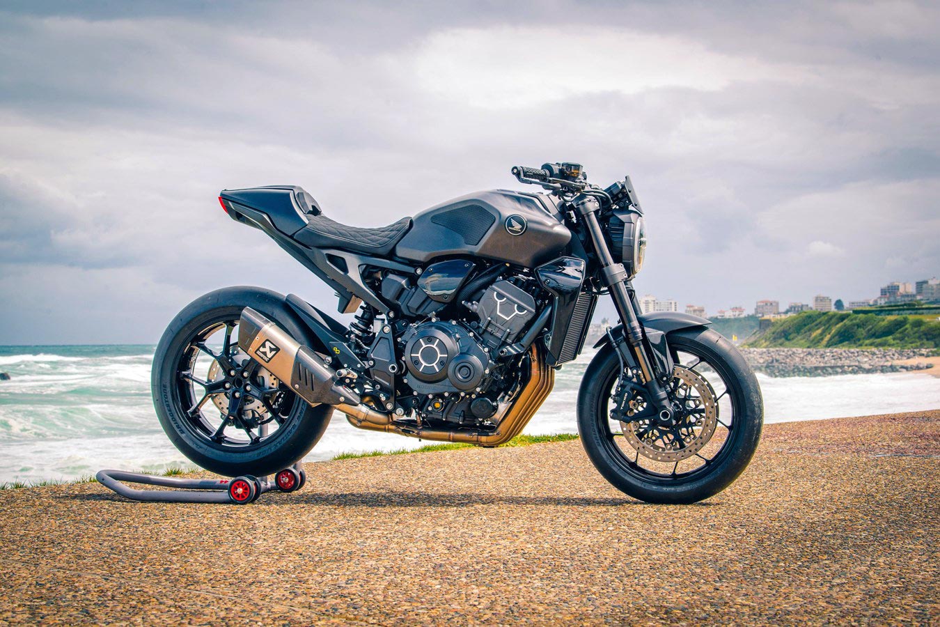 Inspiration Friday: 12 Inspiring Inline-4 Bikes seen at WHEELS & WAVES ...
