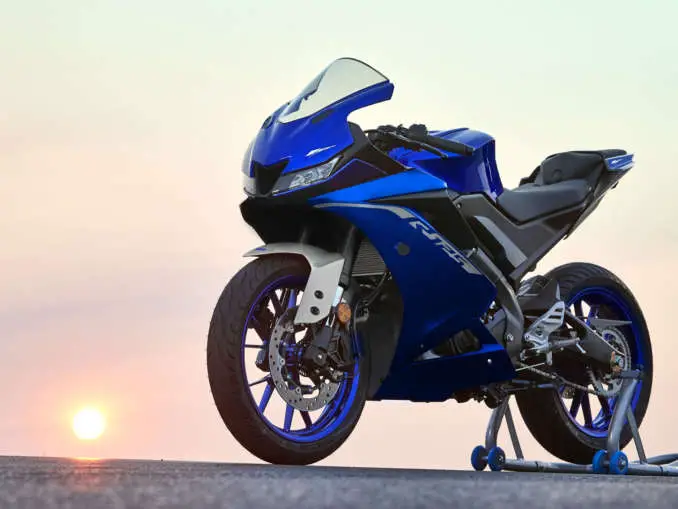 2020 Yamaha YZF-R3 Guide | Total Motorcycle