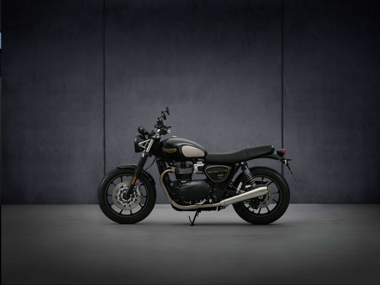 2021 Triumph Street Twin Gold Line Guide | Total Motorcycle