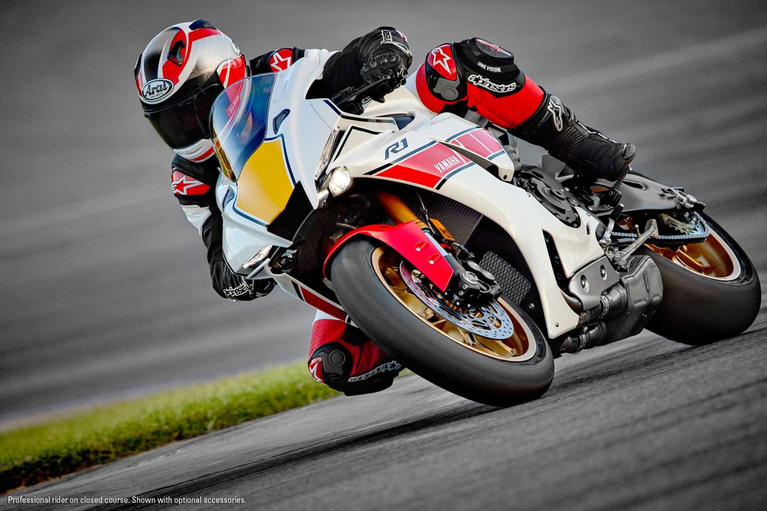 2022 Yamaha YZF-R1 World GP 60th Anniversary Edition Guide | Total ...