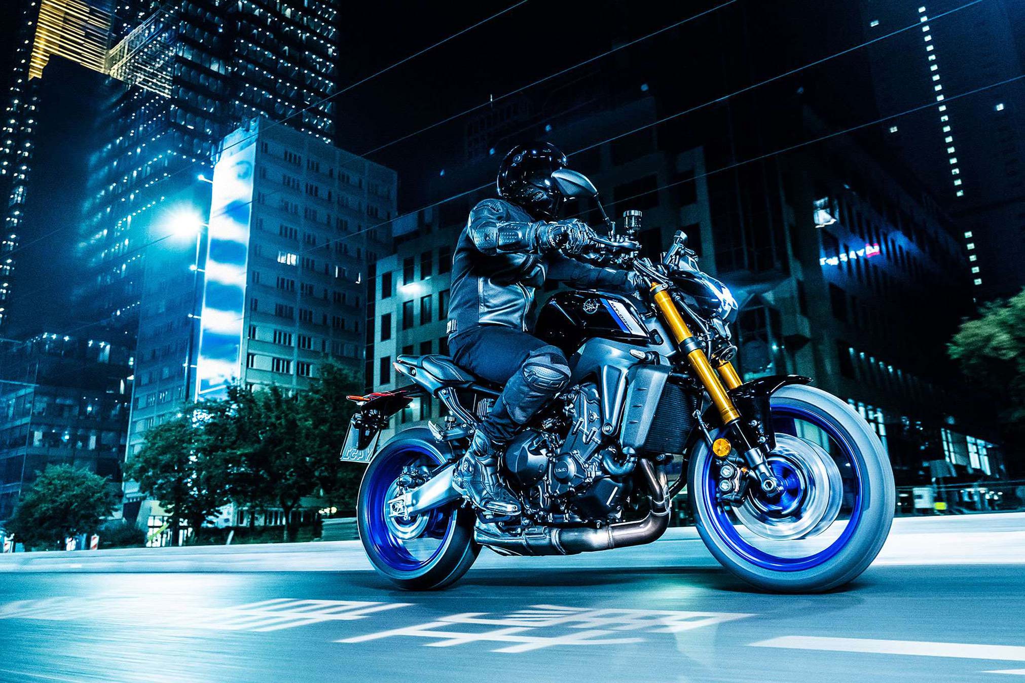2022 Yamaha MT-09 SP Guide • Total Motorcycle 2022 Yamaha MT-09 SP Guide • Total Motorcycle