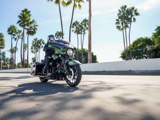 2022 Harley-Davidson CVO Tri Glide Guide | Total Motorcycle