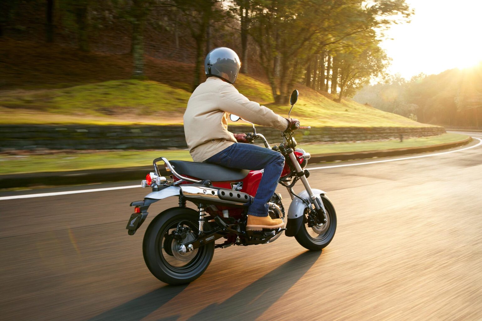 2023 Honda ST125 Dax Guide | Total Motorcycle