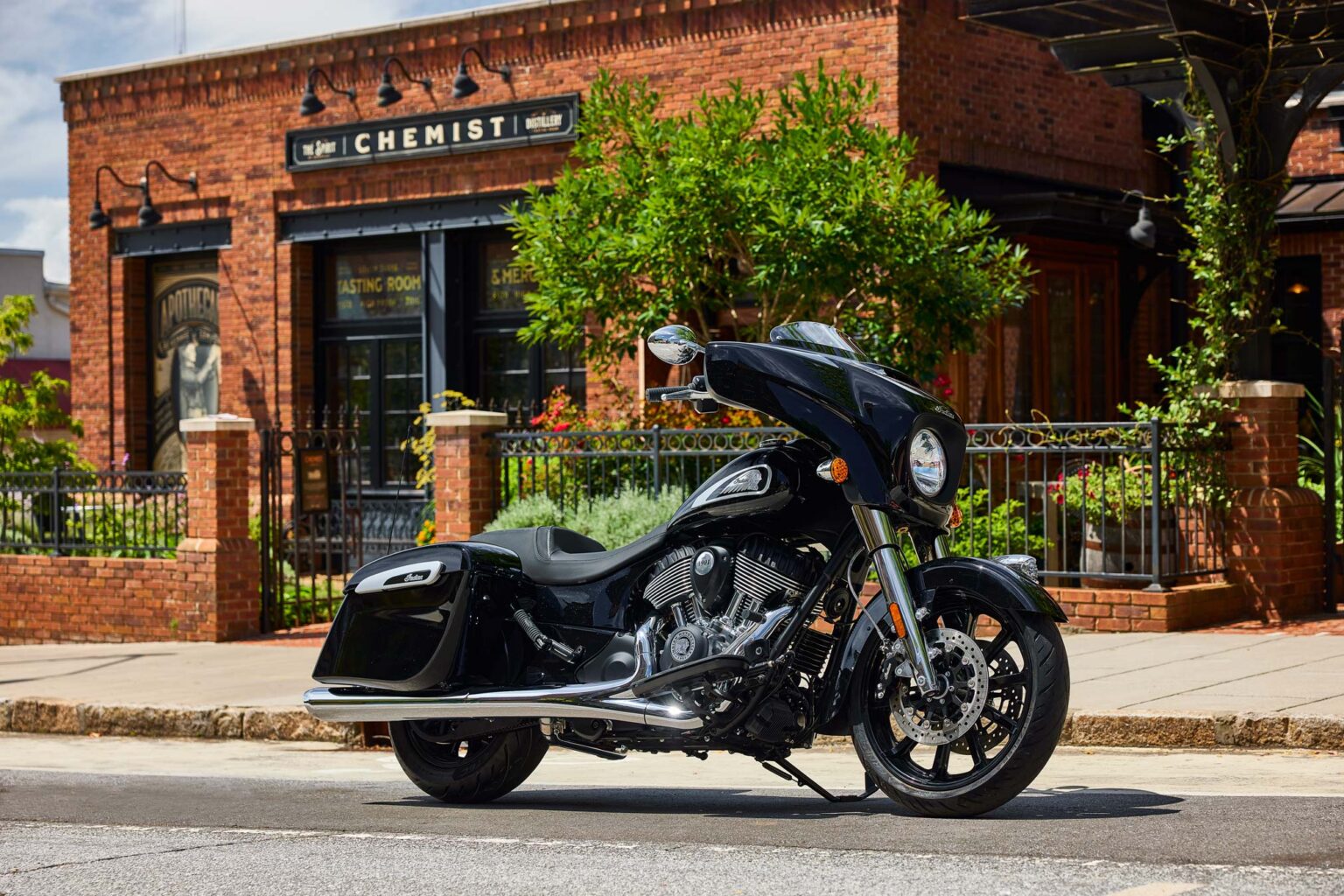 2023 Indian Chieftain Guide | Total Motorcycle