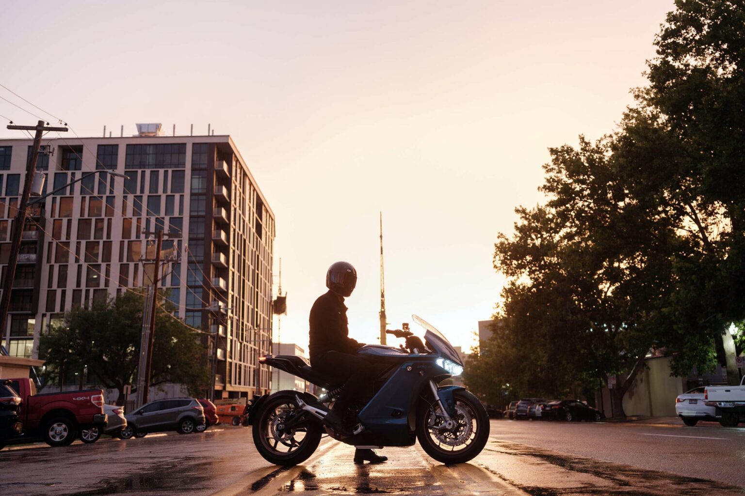 2023 Zero SR/S Guide | Total Motorcycle