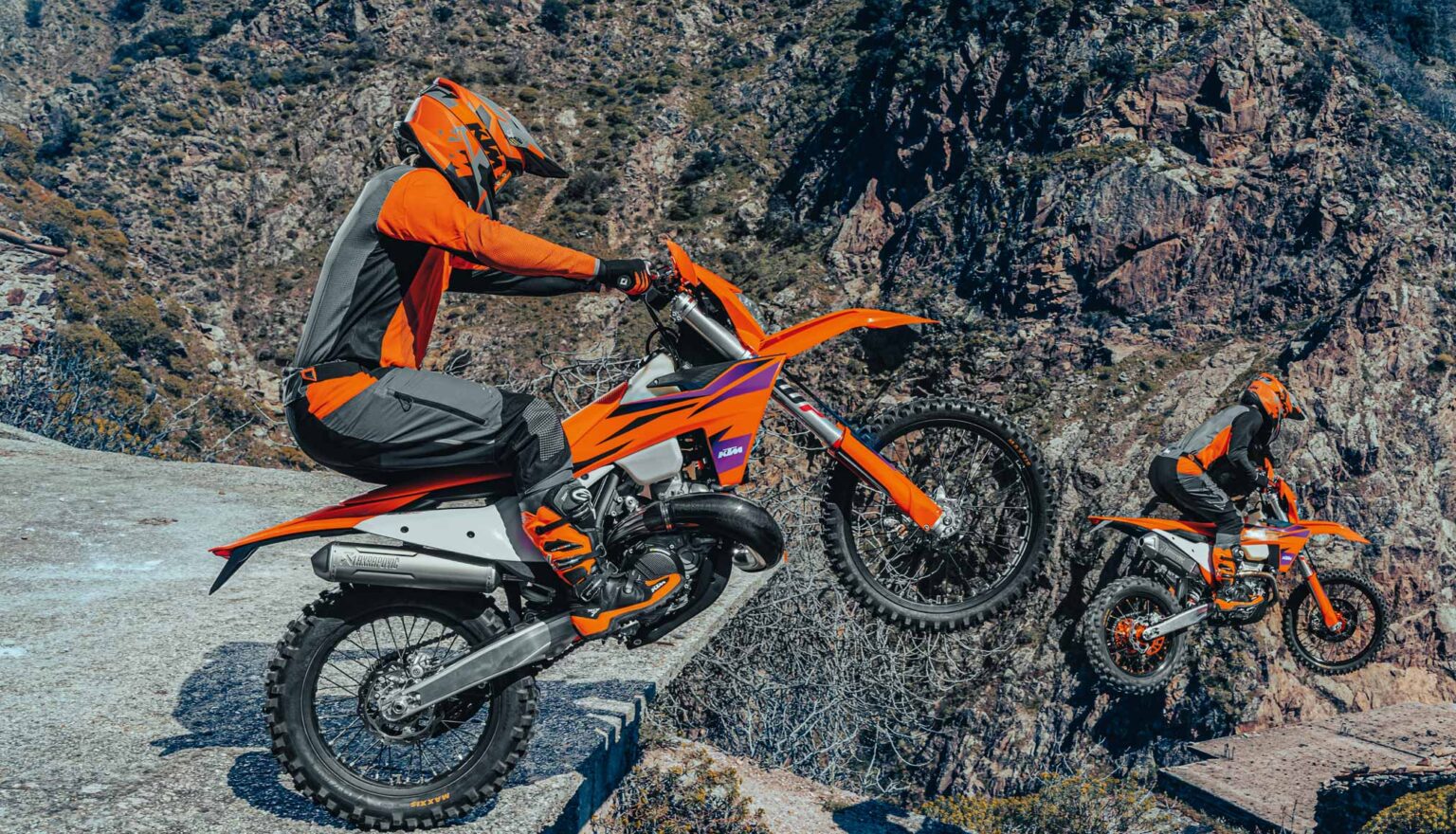 2024 KTM 300 EXC Guide | Total Motorcycle