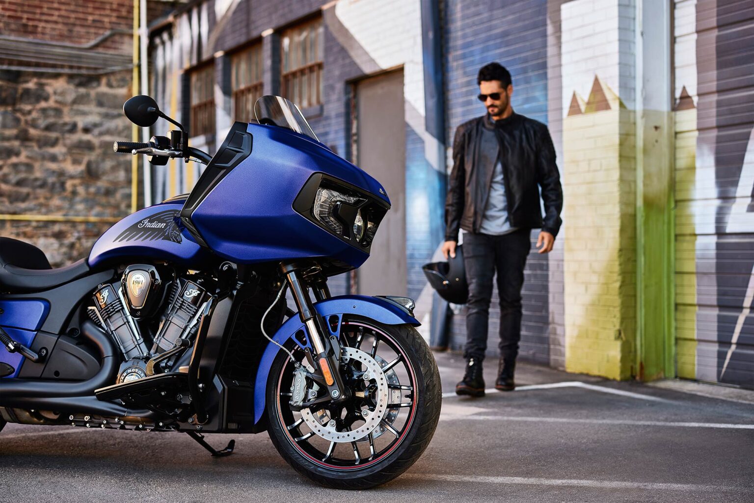 2024 Indian Challenger Dark Horse Guide | Total Motorcycle