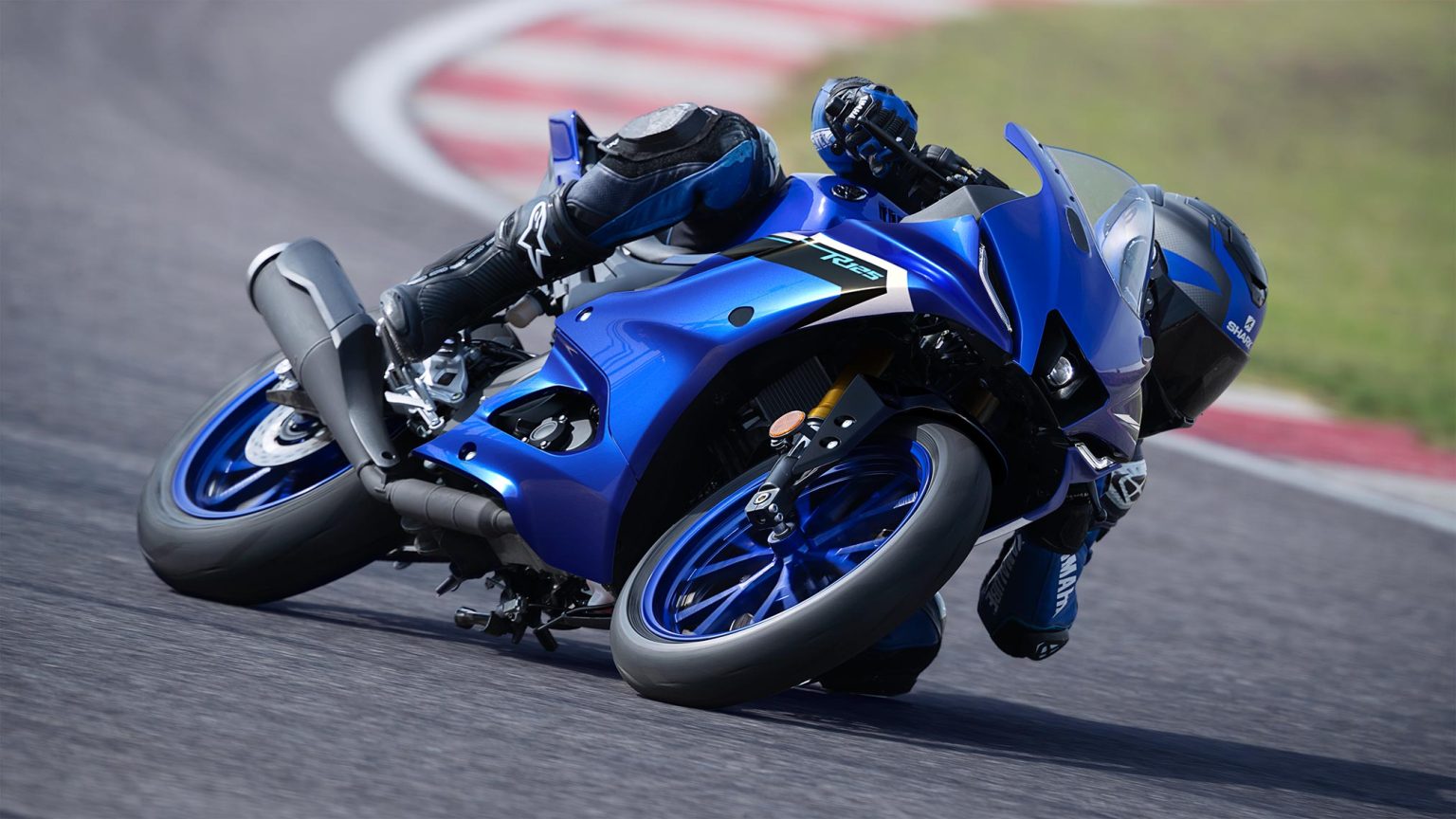 2025 Yamaha YZF-R125 Review | Total Motorcycle