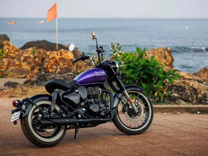 2025 Royal Enfield Bullet 350 Review • Total Motorcycle