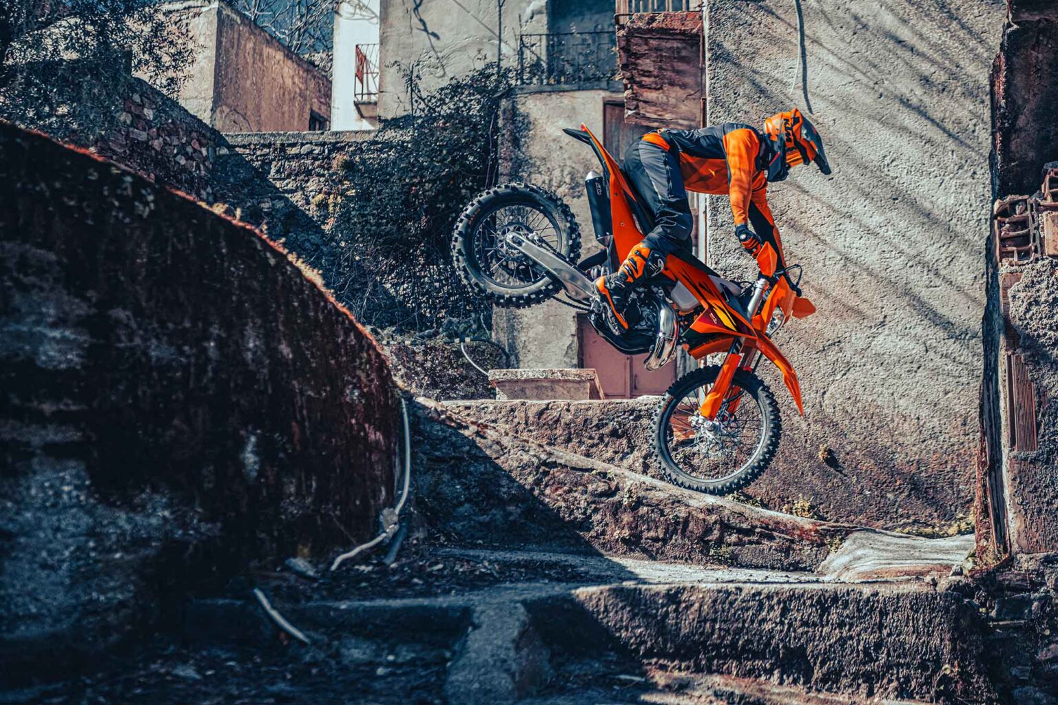2026 KTM 150 XC-W Review | Total Motorcycle