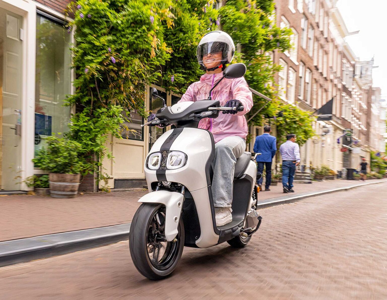 Beginner’s Guide to Motorcycling: Motorcycle Insurance Cost Comparison ...