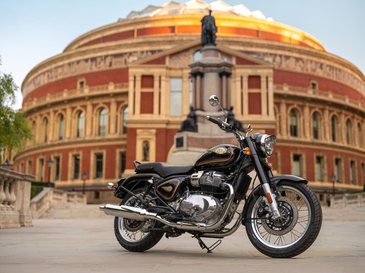2026 Royal Enfield Bullet 650 Review | Total Motorcycle