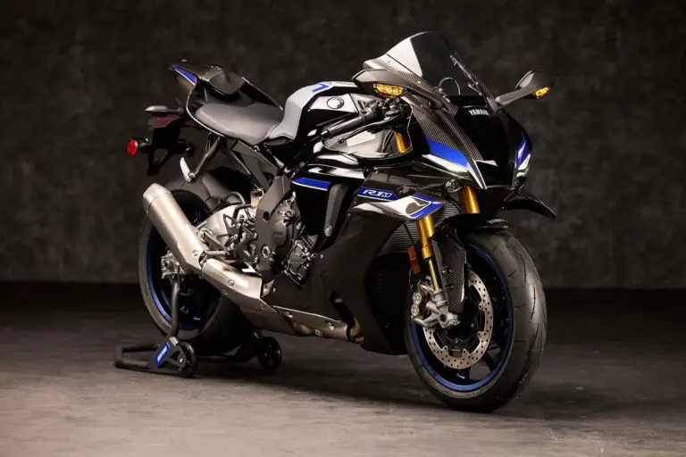 2026 Yamaha YZF-R1M Review | Total Motorcycle